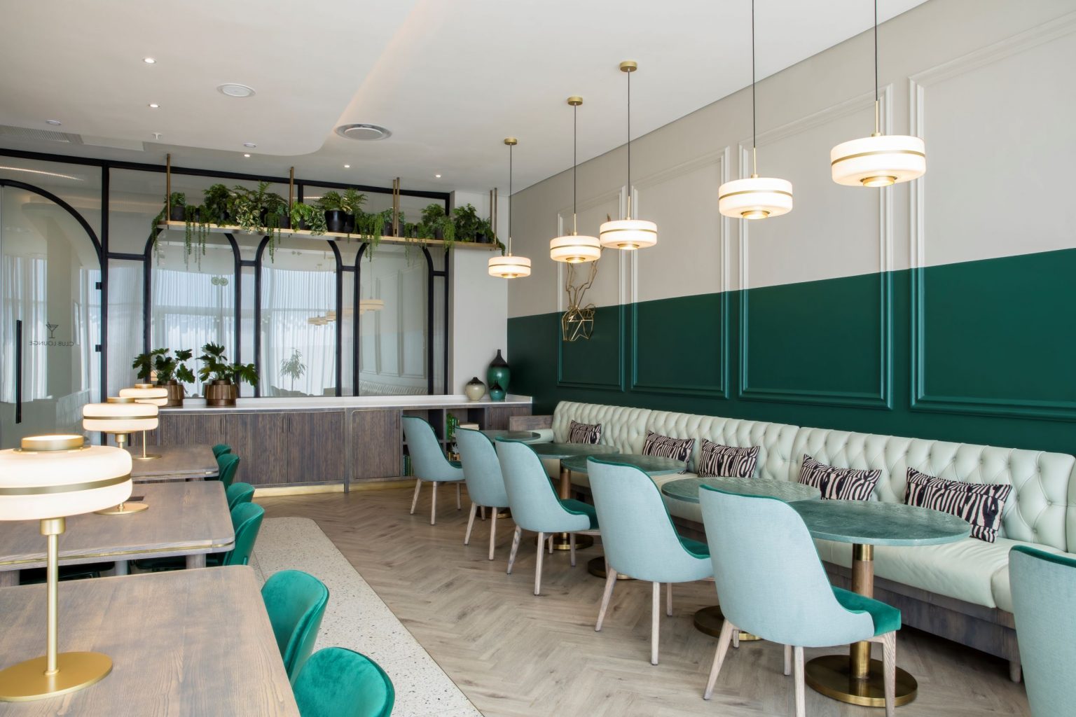 High tea & bubbly at Courtyard Hotel Waterfall City – Food & Home Magazine