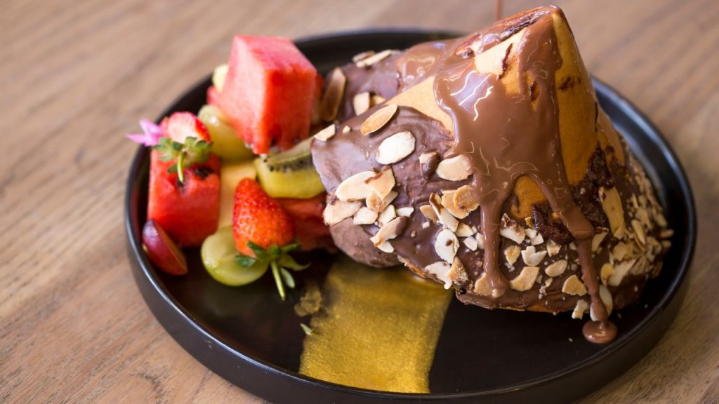 Relaxed luxury at Cape Town’s TANG restaurant – Food & Home Magazine