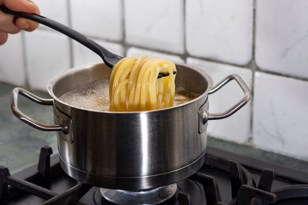 How to tell when your pasta is al dente – Food & Home Magazine