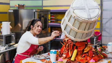 Duff Goldman goes bigger than ever on Food Network’s new show Super ...