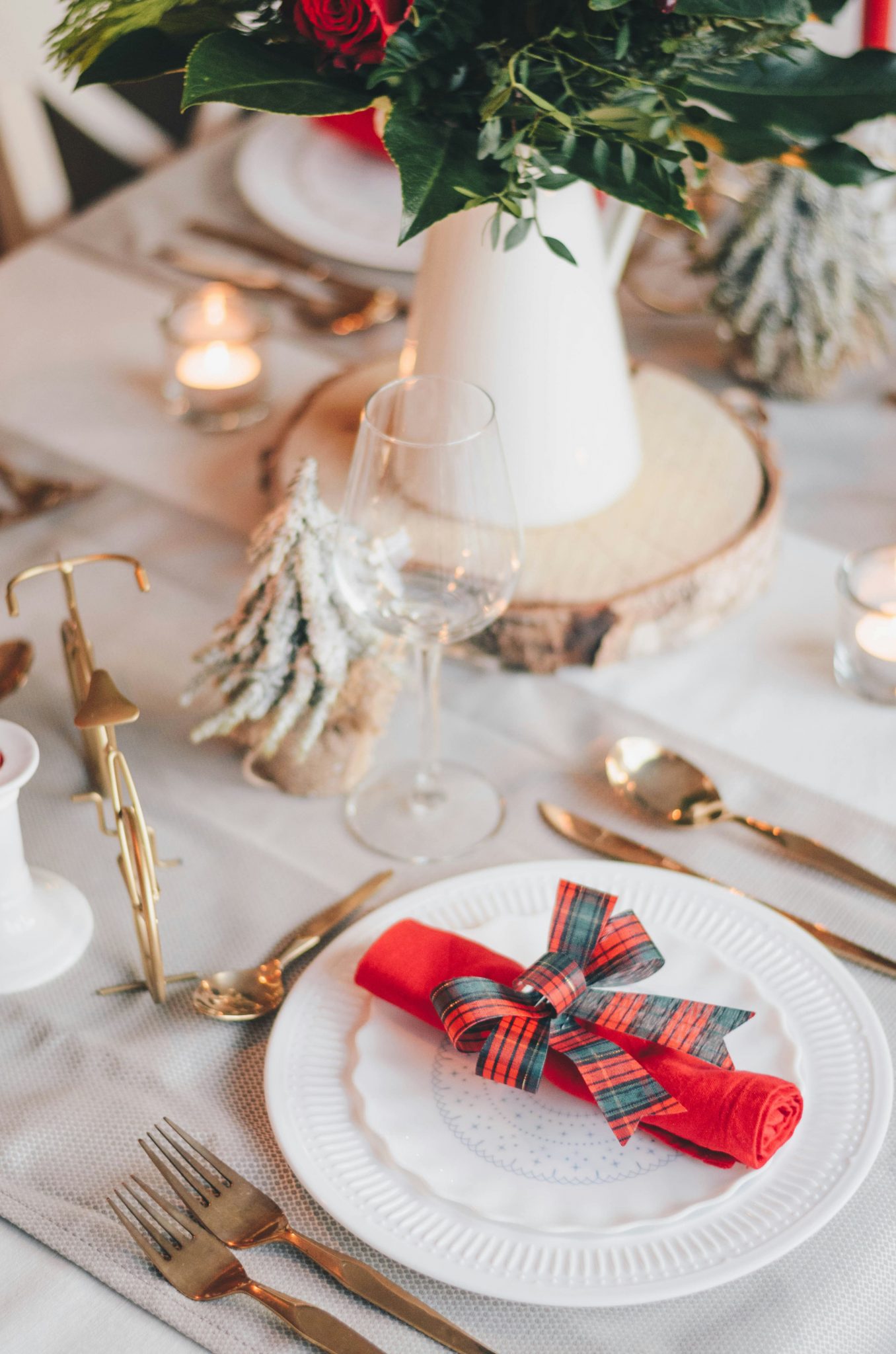 2025 Christmas tablescaping trends to try this year – Food & Home Magazine